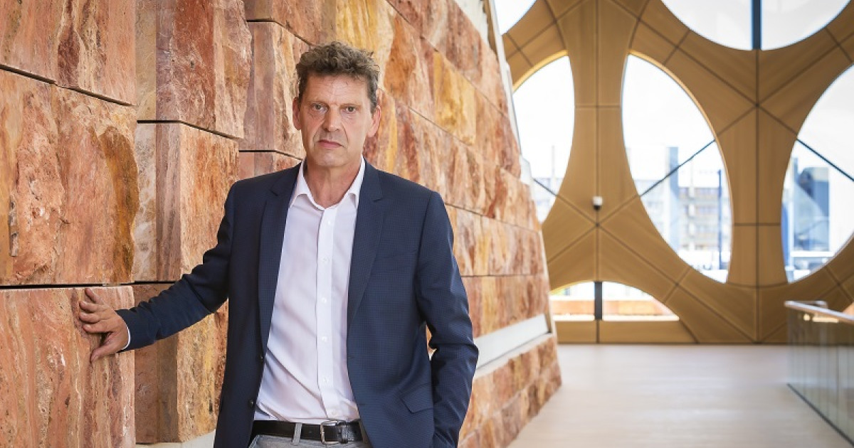 "Accelerating through technology is the only way forward" | SURF.nl